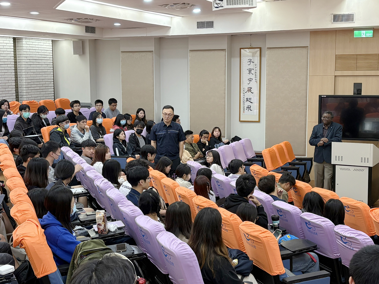 宇泰講座(2025-10-21)：Recent developments and progress in bioactive peptides ...